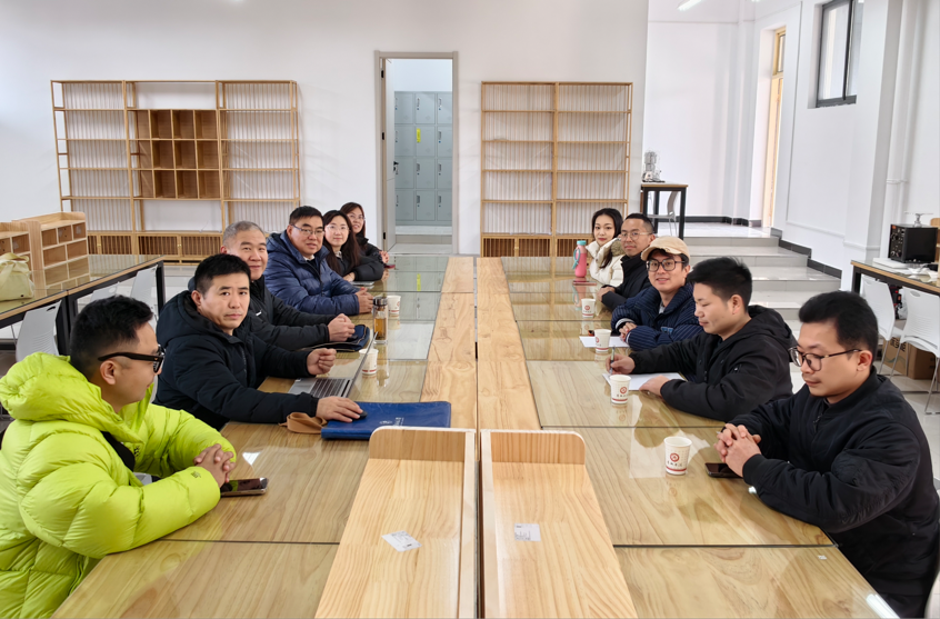 我院邀请黄晓华教授来院指导科学研究与艺术创作工作-安康学院·艺术学院